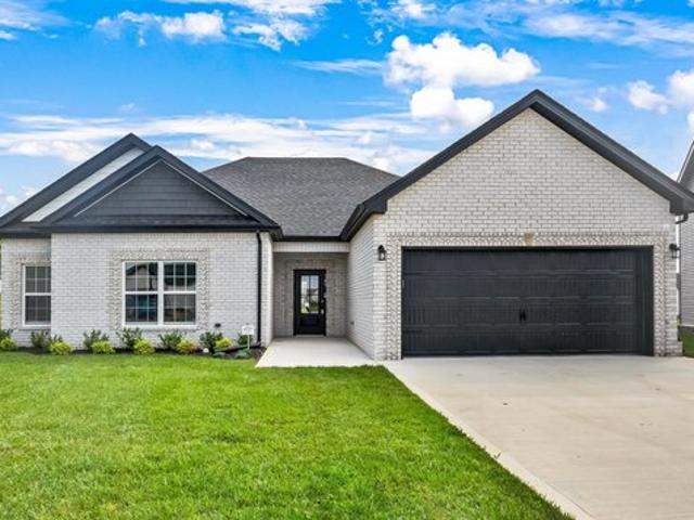 1001 Vendue Ave, Clarksville, TN 37042