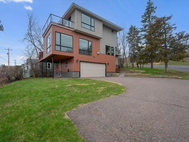 1001 W 6th St, Duluth, MN 55806