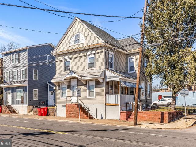 1001 W High St, Pottstown, PA 19464 | MLS #PAMC2169 | Compass