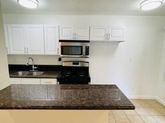 1001 W La Palma Avenue 4