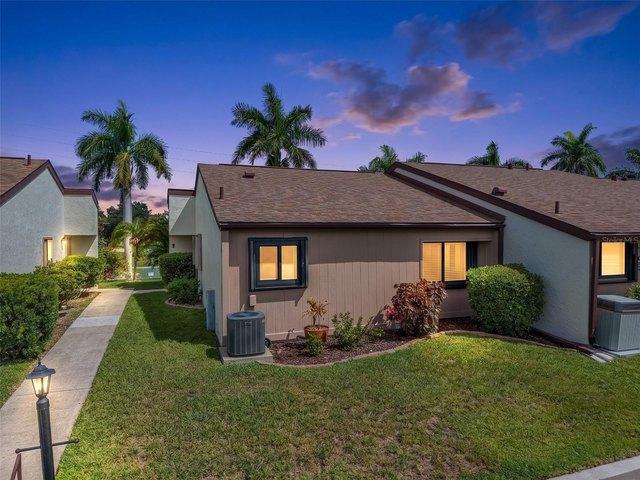 1001 W Marion Ave Apt 5, Punta Gorda, FL 33950