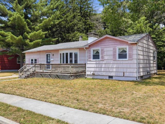 1001 Walnut Ave