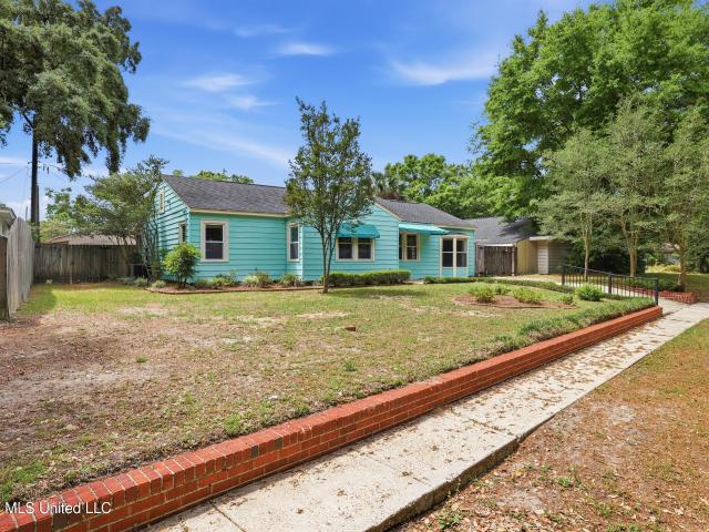 1001 Wanda Place