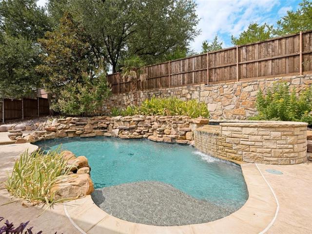 1001 Well Meadow Lane