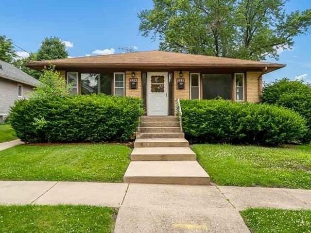 1001 100 th St, Rockford, IL 61104