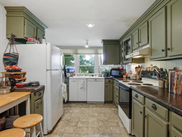 1001 13th Street SE