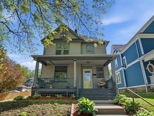 1001 22nd St, Rock Island, IL 61201