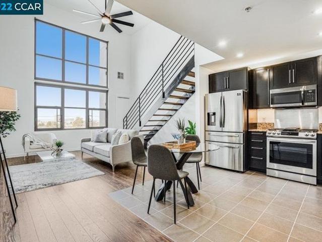 1001 46th St #516 Emeryville, CA 94608