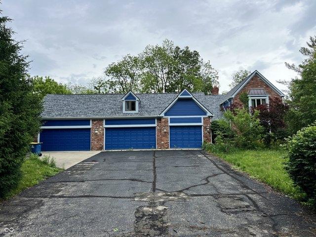 10023 Cedar Point Dr, Carmel, IN 46032