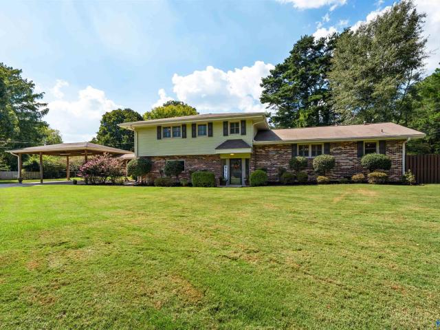10020 Hampshire Drive SE