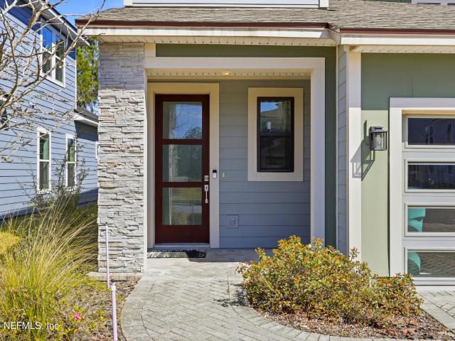 10021 Invention Ln, Jacksonville, FL 32256 | MLS #2132