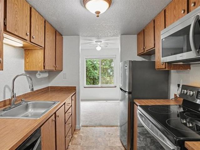 10021 SE 235th Pl Unit 303, Kent, WA 98031