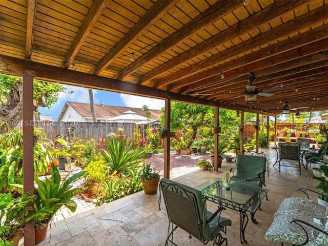 10021 SW 145th Pl, Miami, FL 33186