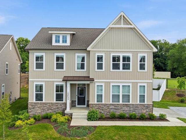 10022 Selkie Ln, Waldorf, MD 20601