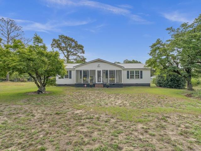 10027 Garland Hwy, Clinton, NC 28328