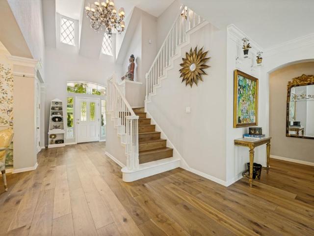 10024 Circleview Dr