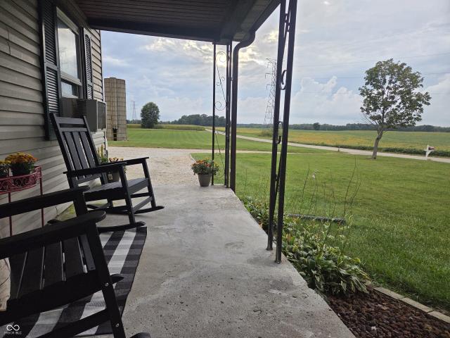 10025 W County Road 450 Road S