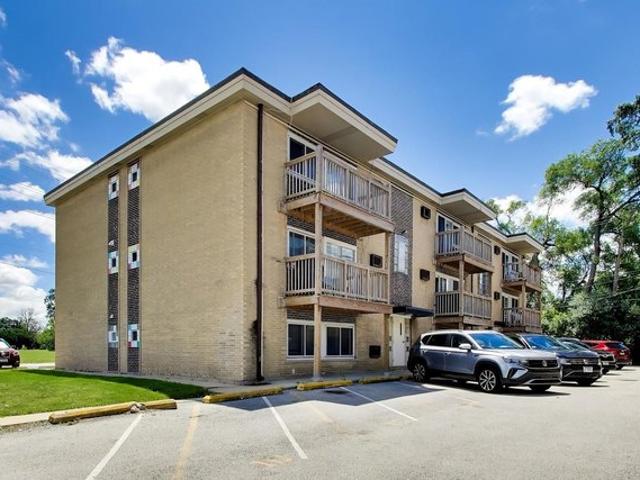 10025 Irving Park Rd Apt Gb, Schiller Park, IL 60176