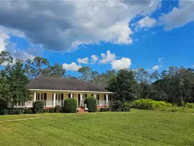 10025 SCHOOL HOUSE RD, GRAND BAY, AL 36541