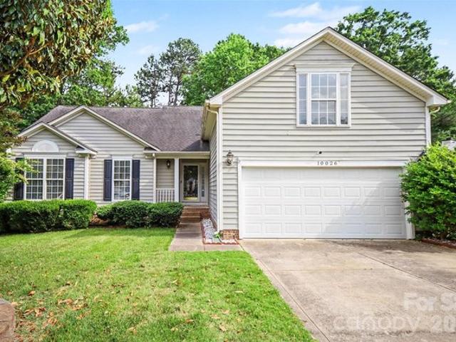 10026 Dauphine Dr, Charlotte, NC 28216