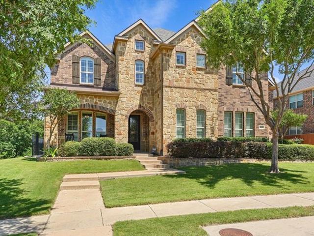 10028 Broiles Ln, Fort Worth, TX 76244