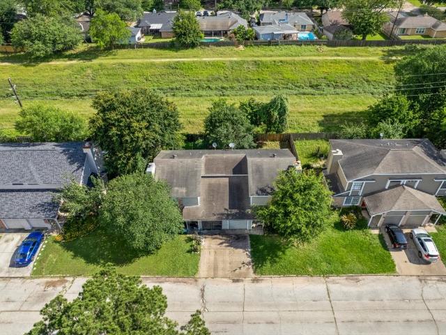 10028 Spring Place Drive