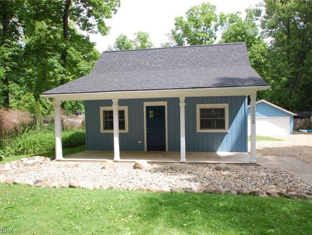 10029 Cummins Dr, Deerfield, OH 44411