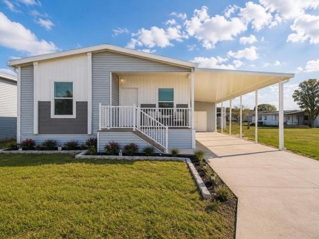 10029 Hamp Dr, Dade City, FL 33525