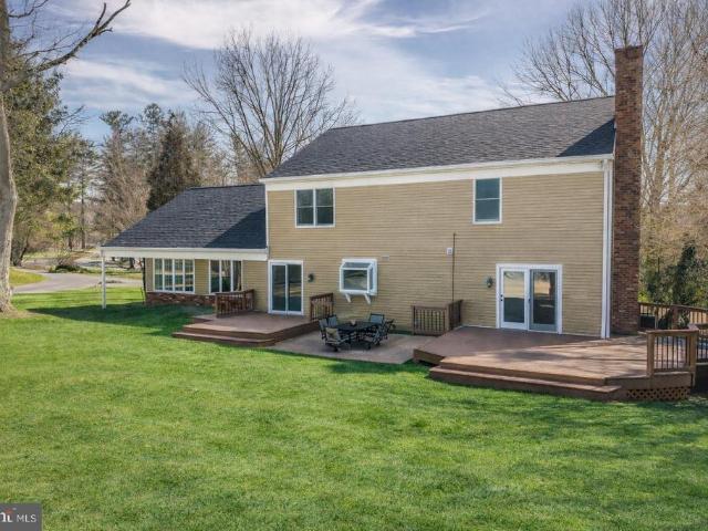 1002 Mansion View Drive