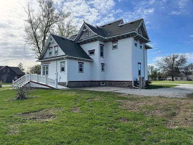 1002 Maple Street