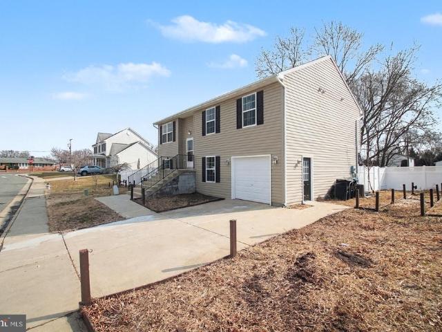 1002 Martingale Court