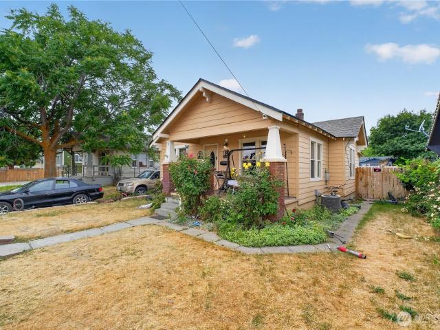 1002 Methow Street
