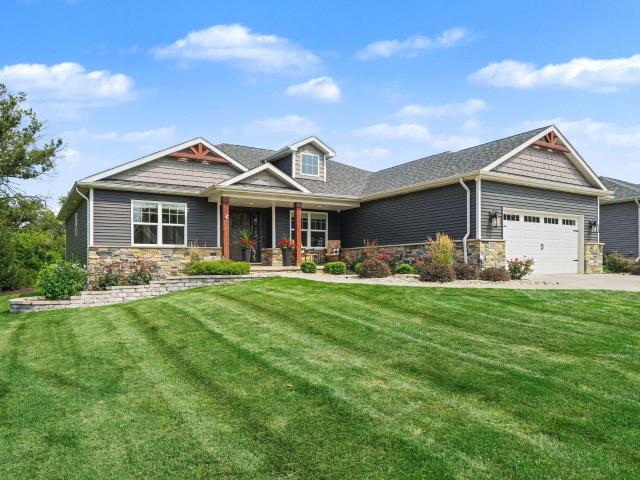 1002 Oak Grove Court