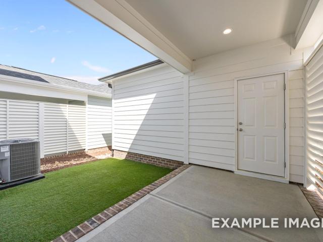 1002 Old Knight Road