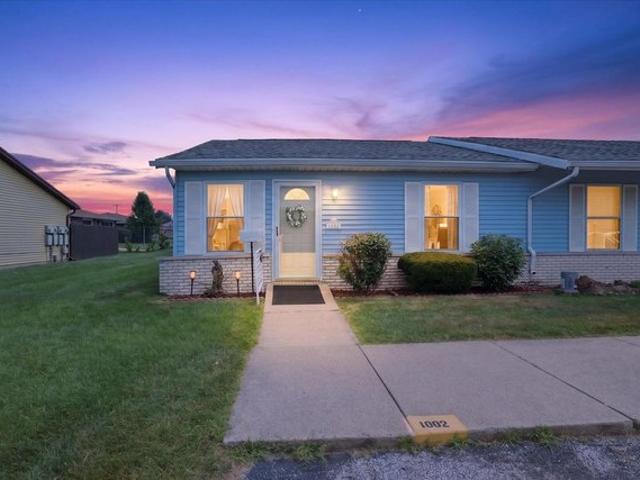 1002 Berkley Cir, Mishawaka, IN 46544