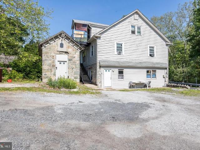 1002 Bondsville Road