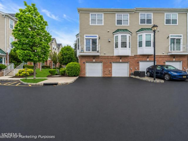 1002 Cunningham Court