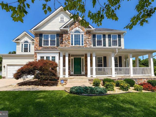 1002 Canterbury Lane