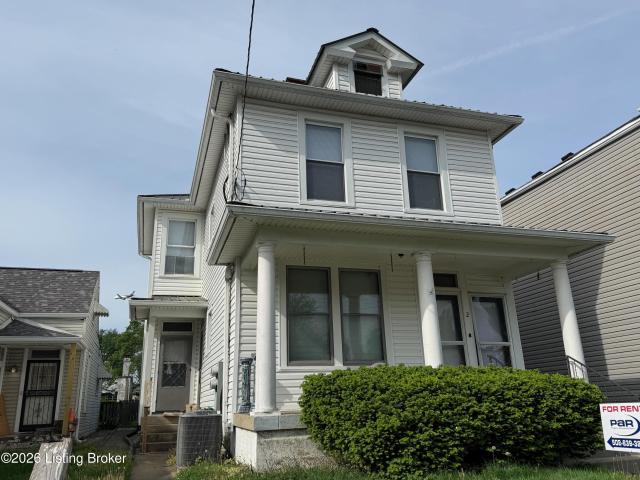 1002 Charles St