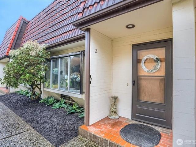 1002 Columbia Ave Apt 2, Marysville, WA 98270