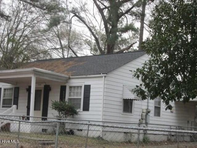 1002 Corbett Ave NE, Wilson, NC 27893