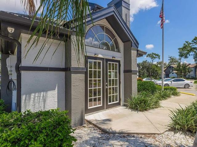 1002 Creekbridge Rd, Brandon, FL 33511