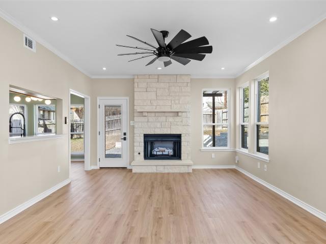 1002 Crestview St, Round Rock, TX 78681 | MLS #7081
