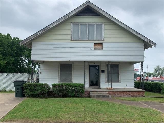 1002 E 3rd St, Okmulgee, OK 74447