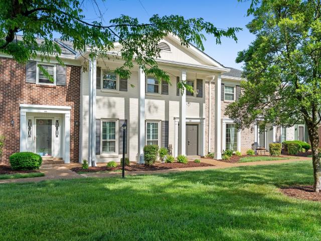1002 E Northfield Blvd # E104