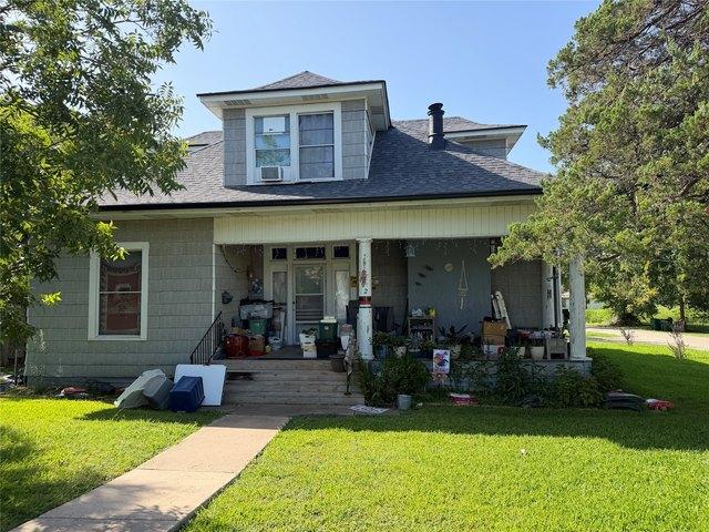 1002 E Texas Ave, Mart, TX 76664