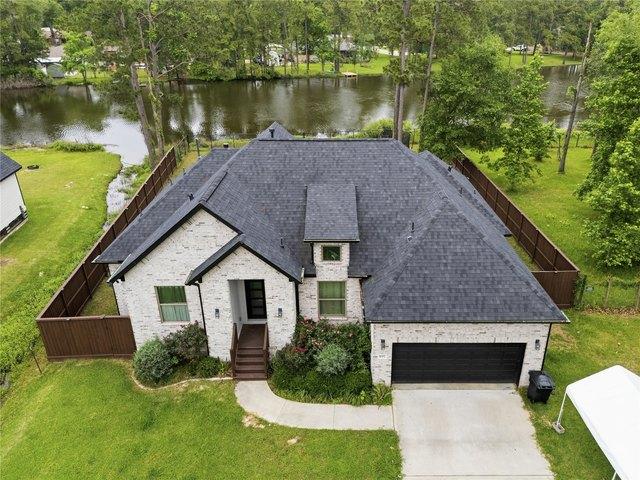 1002 Four Fountains St, New Caney, TX 77357