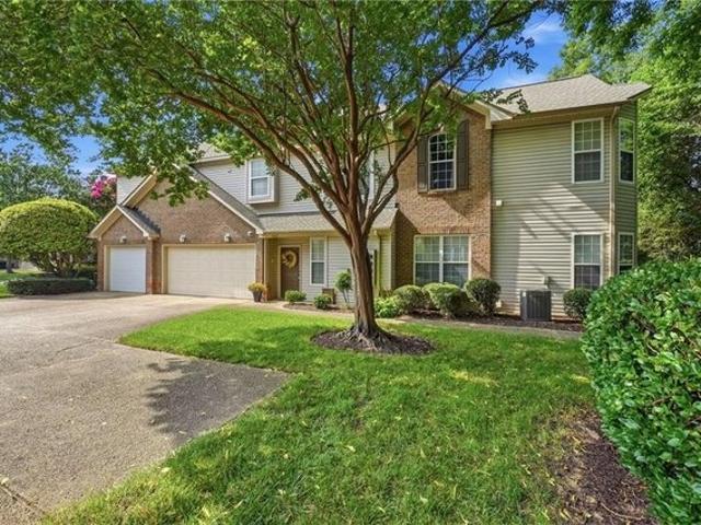 1002 Grand Oak Ln, Virginia Beach, VA 23455