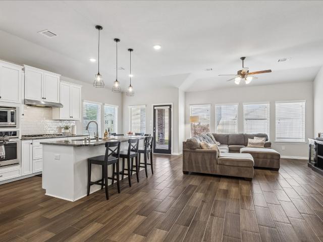 1002 Grevillea Circle