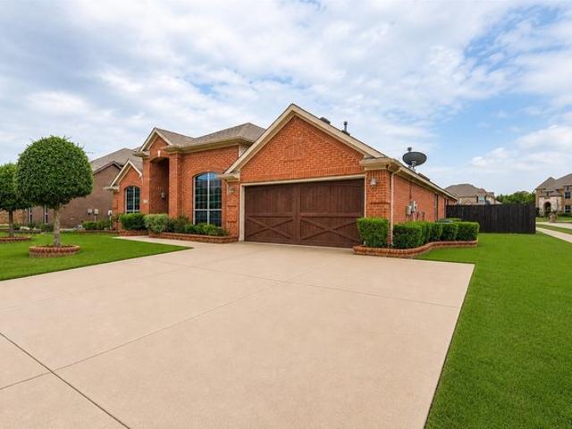 1002 Grover Ct, Cedar Hill, TX 75104